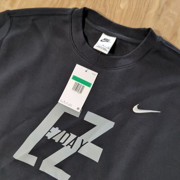 Nike | Sweaters | New Nike Mens Xl Crew Training Athletic Sweater ...